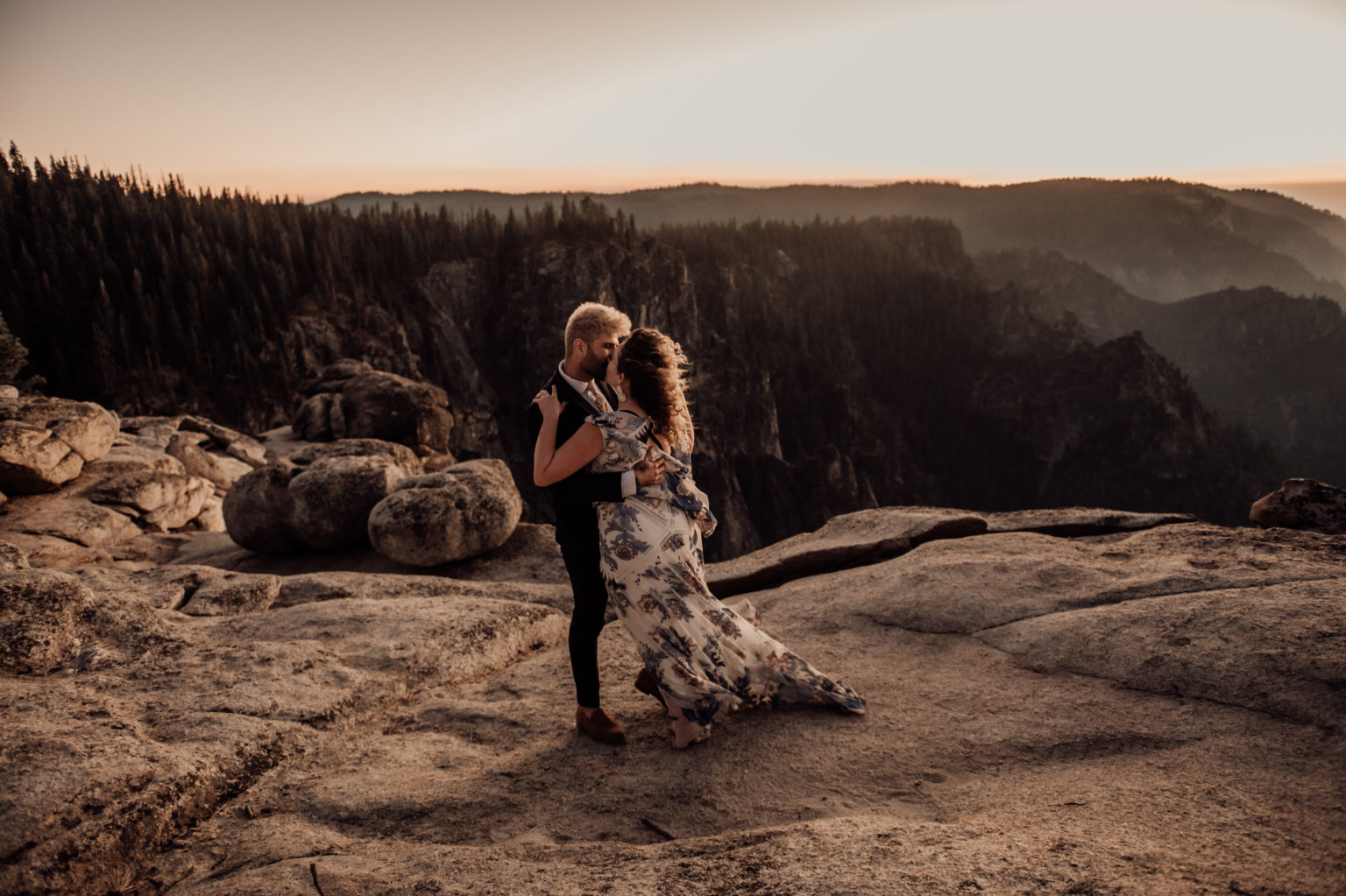 Georgia Elopement Guide - A step by step guide to eloping in Georgia